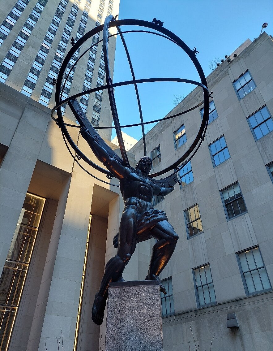 Atlas sculpture:The Embodiment of Human Tenacity